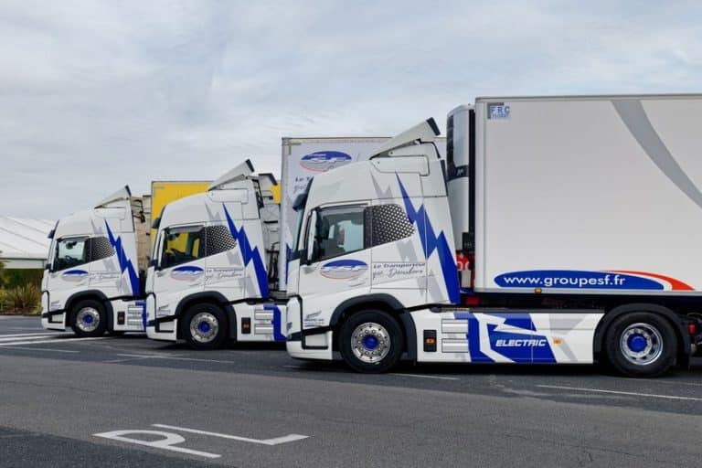 2 162 camions électriques cofinancés grâce aux aides publiques en 2024